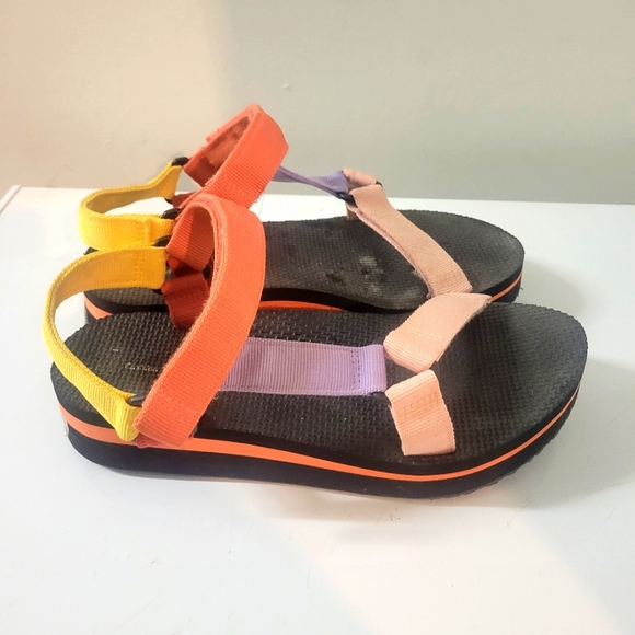 Time and Tru | Shoes | Colorful Velcro Platform Reef Sandals Teva Time ...